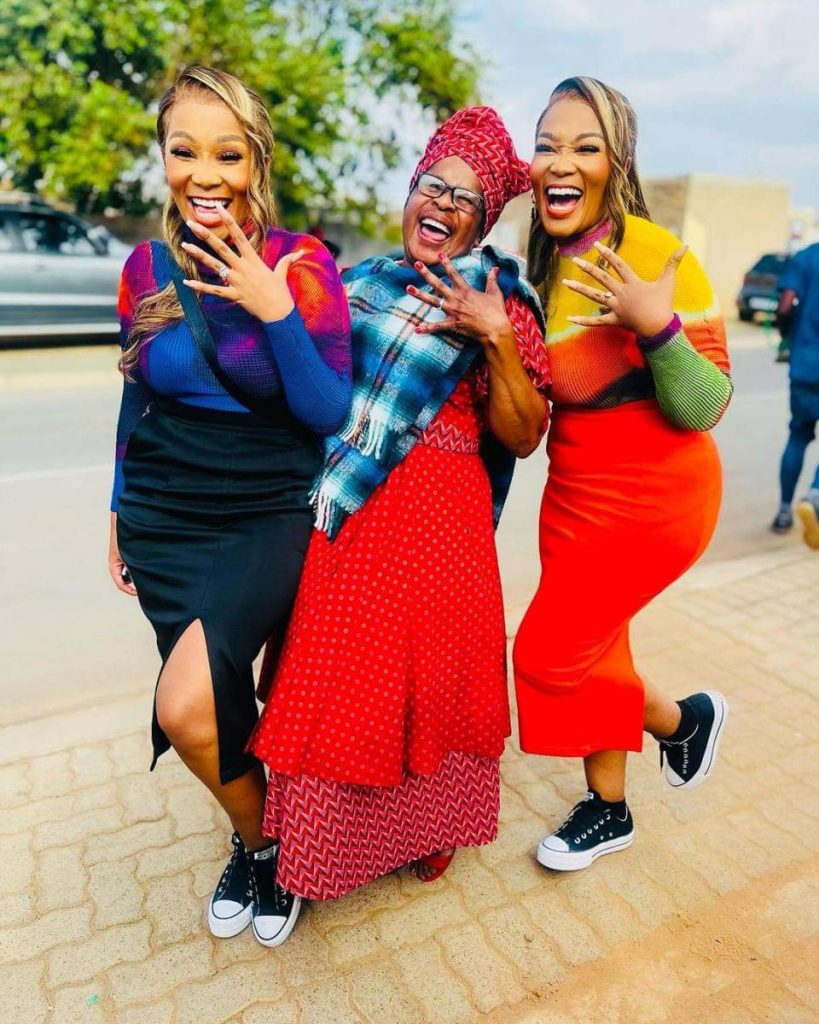 Veteran Skeem Saam Actress Mantuli Ties the Knot at 63, Proving Age is ...